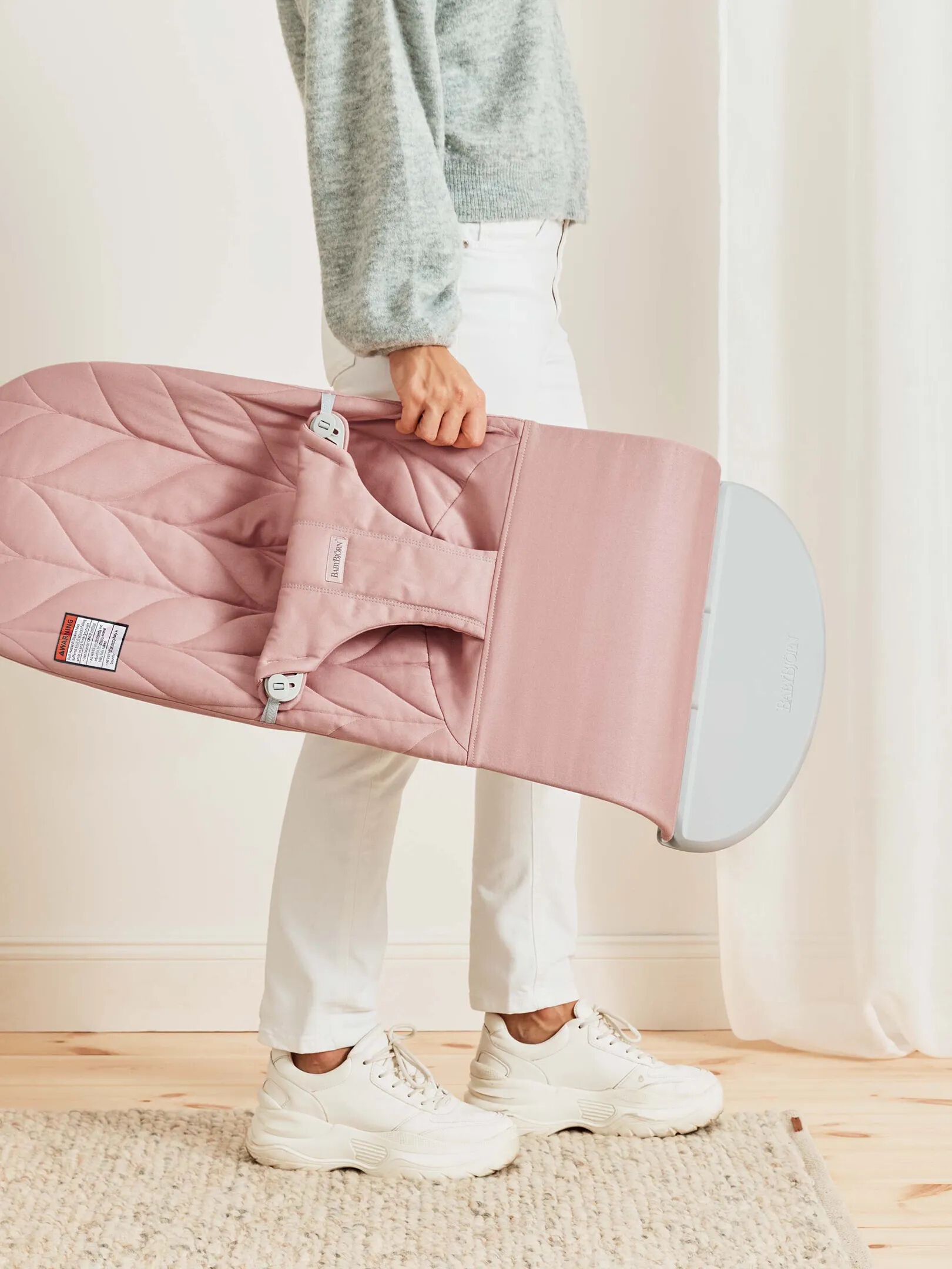 BabyBjorn - Balansoar din tesatura matlasata cu aspect delicat de ...